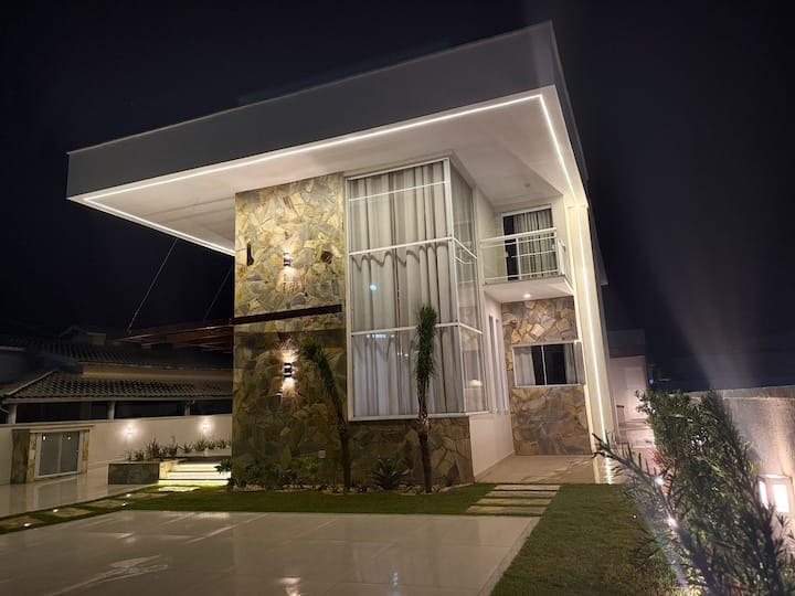 Casa Alto Padrão - Mangaratiba