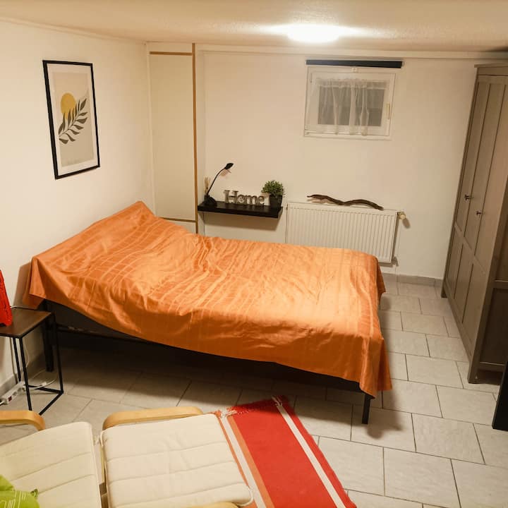 Kl.souterrain-wohnung - Wachtberg