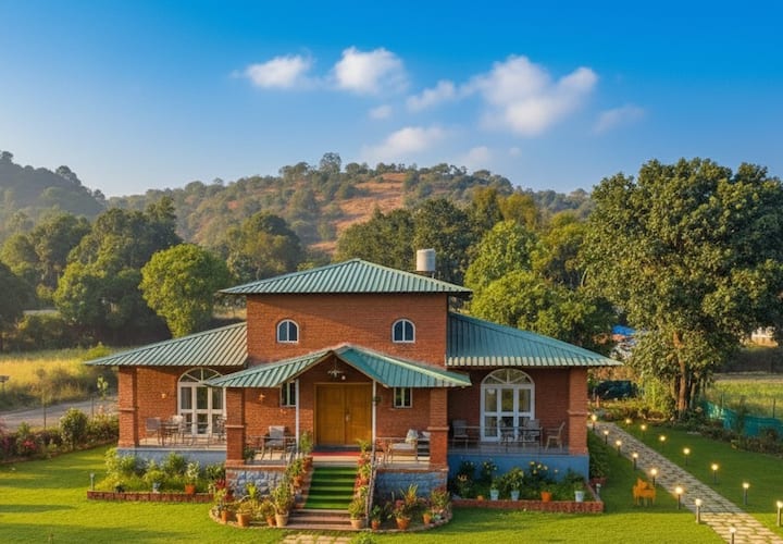 Sk Brownstone Villa Mahableshwar
Luxury 5bhk Villa - Mahabaleshwar