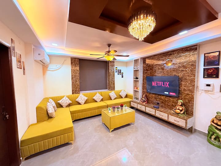 Italian Family 4bhk Apartment With Cook - Jaipur