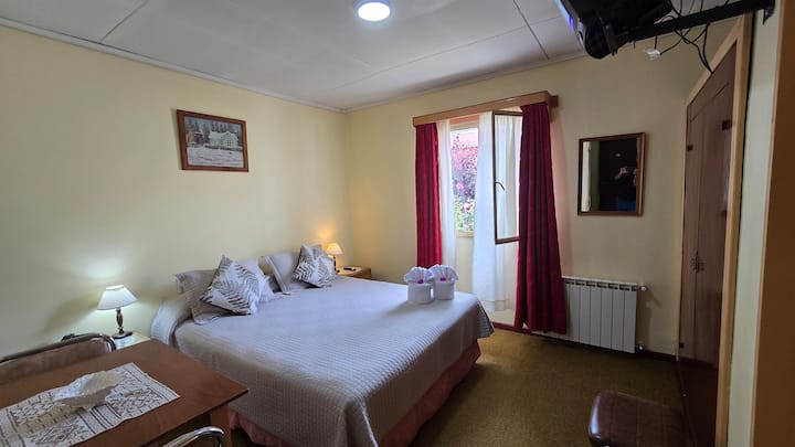 Matrimonial, Céntrico, Desayuno Incluido - El Calafate