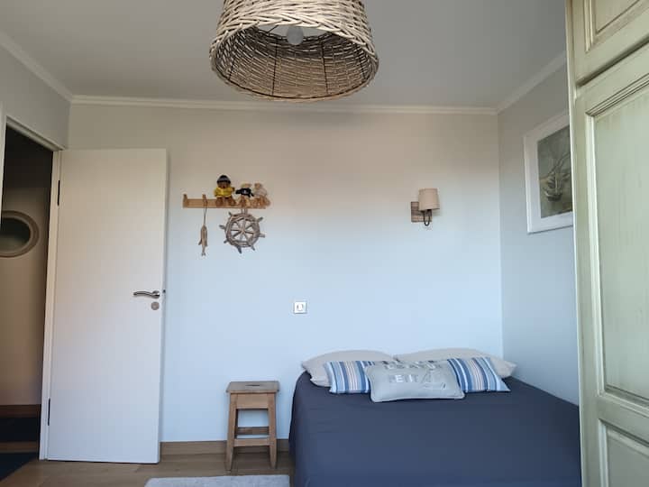 1 Chambre En Maison Avec Piscine - Rousset