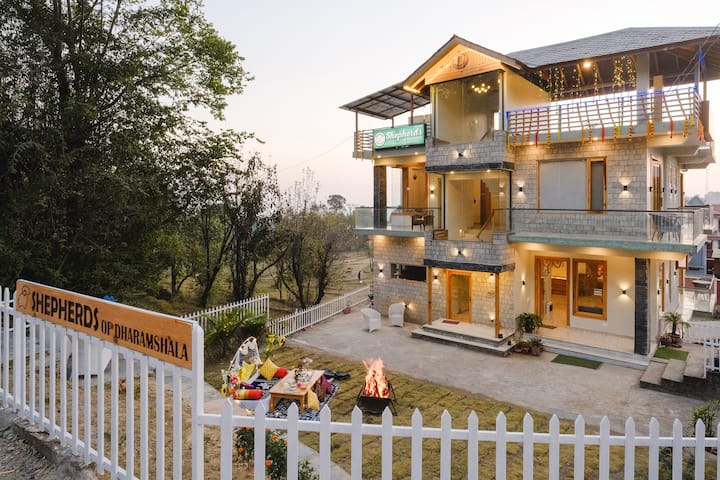 Shepherds Of Dharamshala | 5-room Luxury Villa - Dharamshala