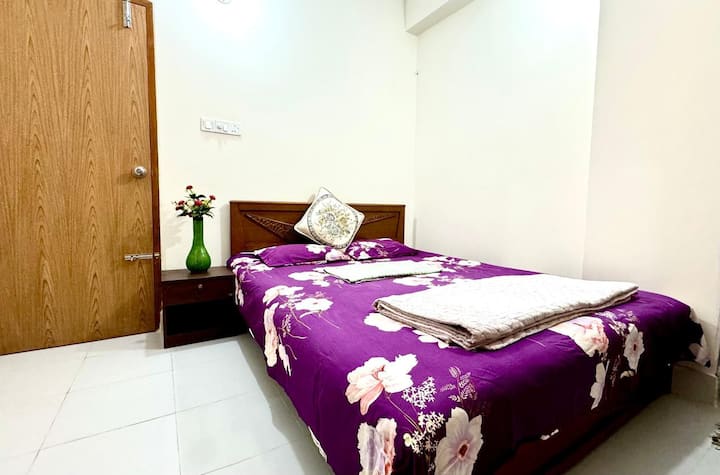 Peaceful Family Room Stay In Dhaka - Dhaka
