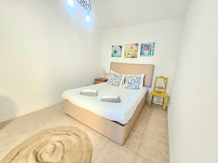 Private 1 Bedroom Studio - Costa da Caparica