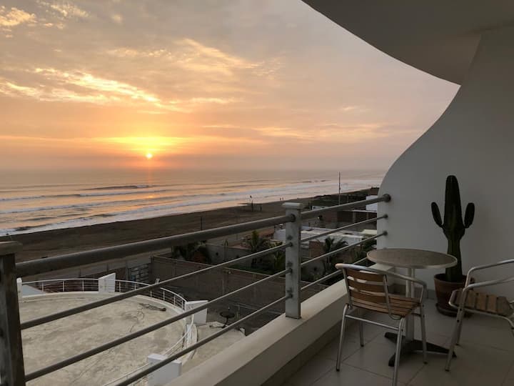 Ocean Front Apartment 201 - Huanchaco