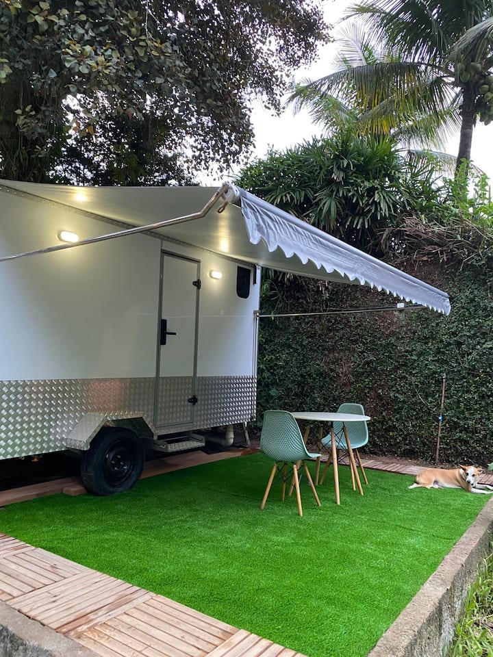 Suíte Trailer - 50m Praia - São Sebastião