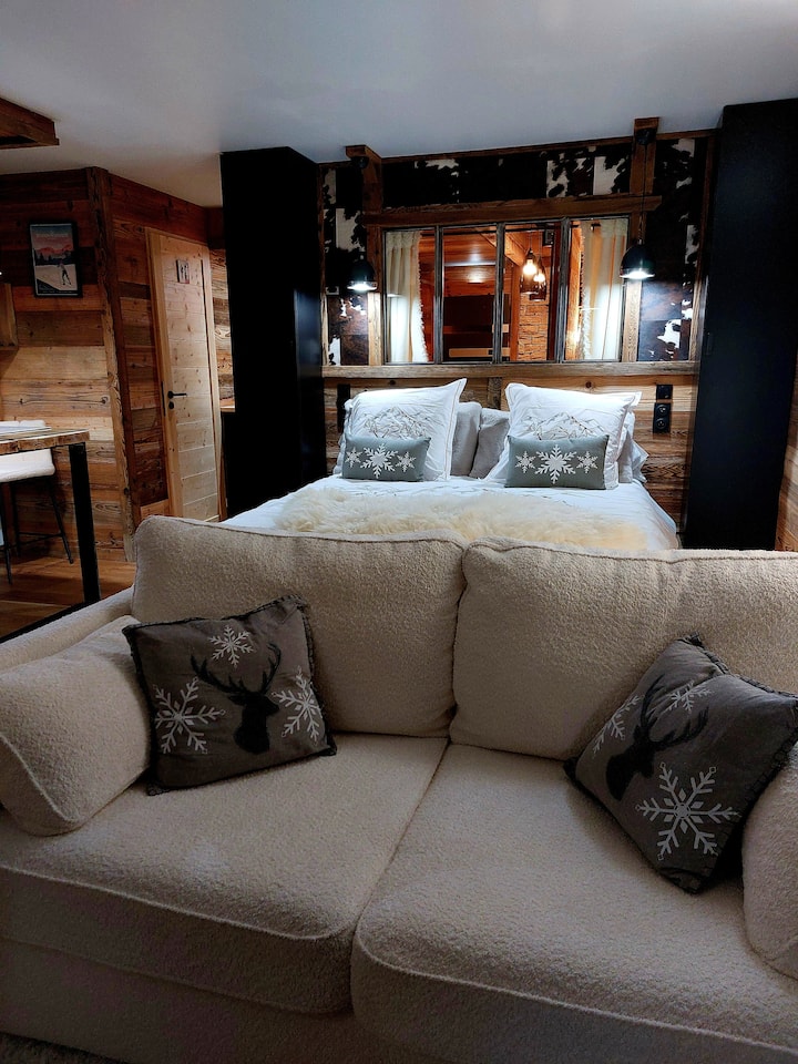 Suite Balneo Romantique" Les  Boutons D'or " - Font-Romeu-Odeillo-Via