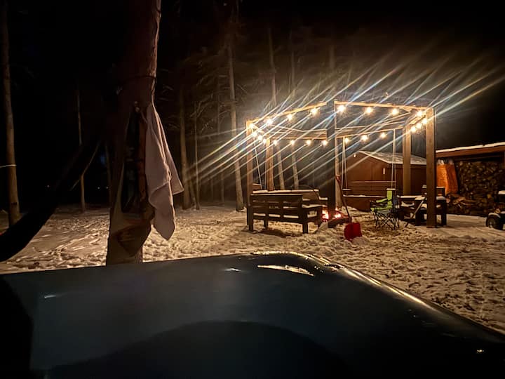 Lakefront/sauna/hot Tub/toys/bunkie/dock/golf Cart - Saskatchewan