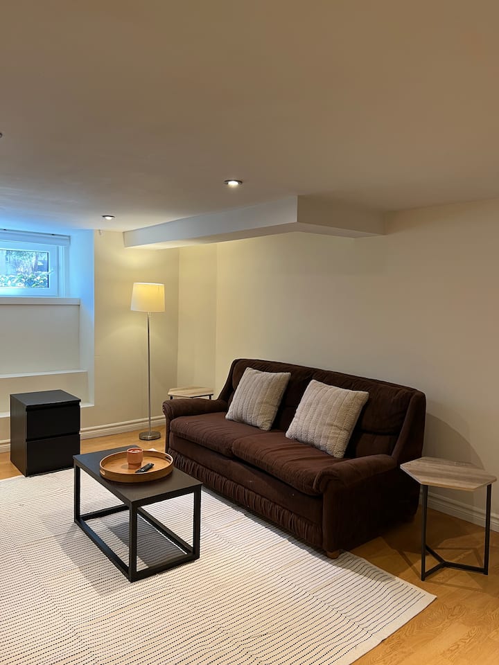 Cozy Basement Apartment - Kitchener, ON, Canada