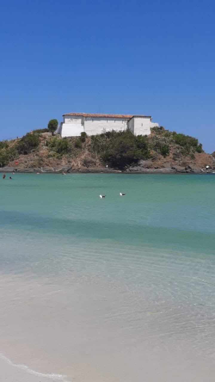 Apartamento Duplex Na Praia Do Forte - Cabo Frio