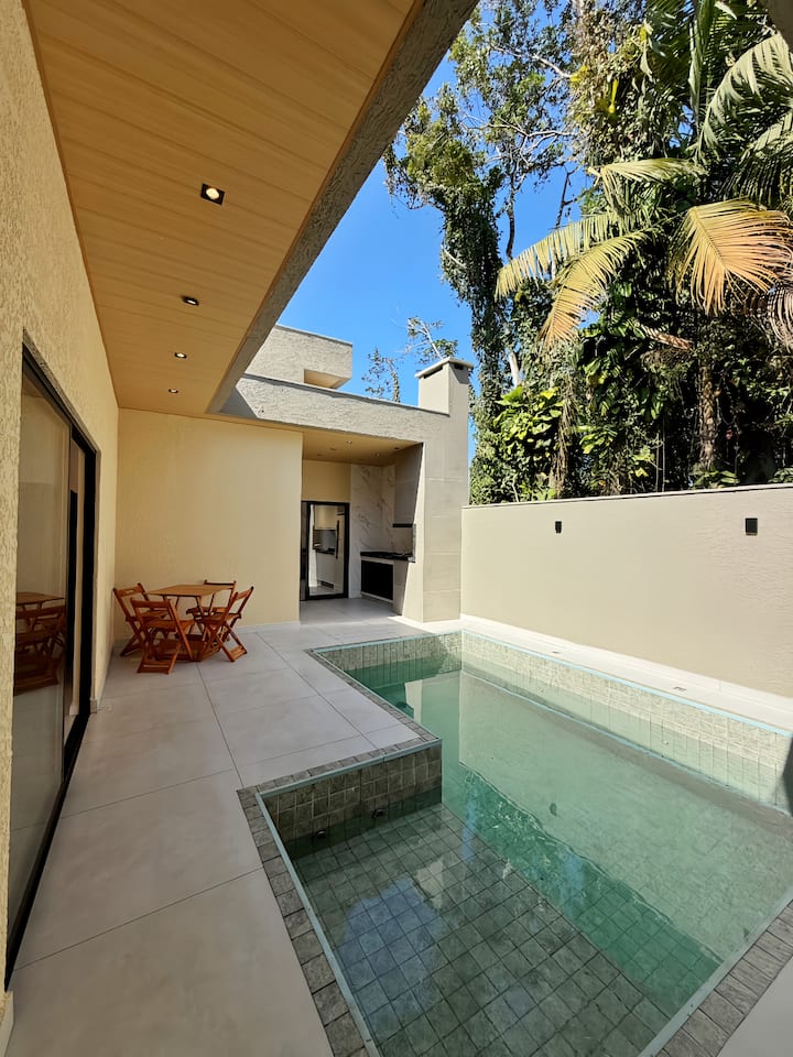Casa Com Piscina - Guaratuba