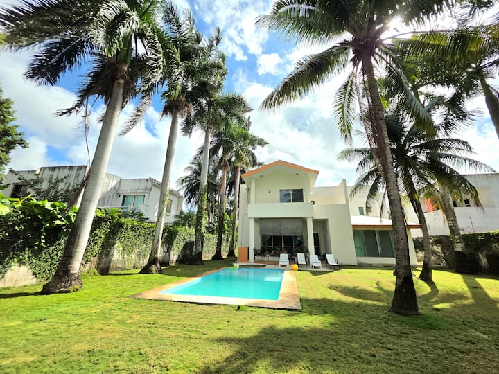 Casa Almendros·6 Private Studio· Pool. Trendy Zone - Cancun Airport (CUN)