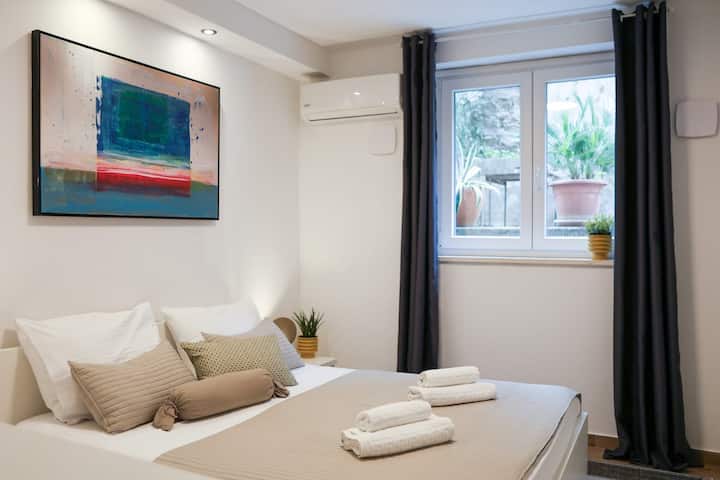 Beautiful(v)studio Apartment In Old Town - Split