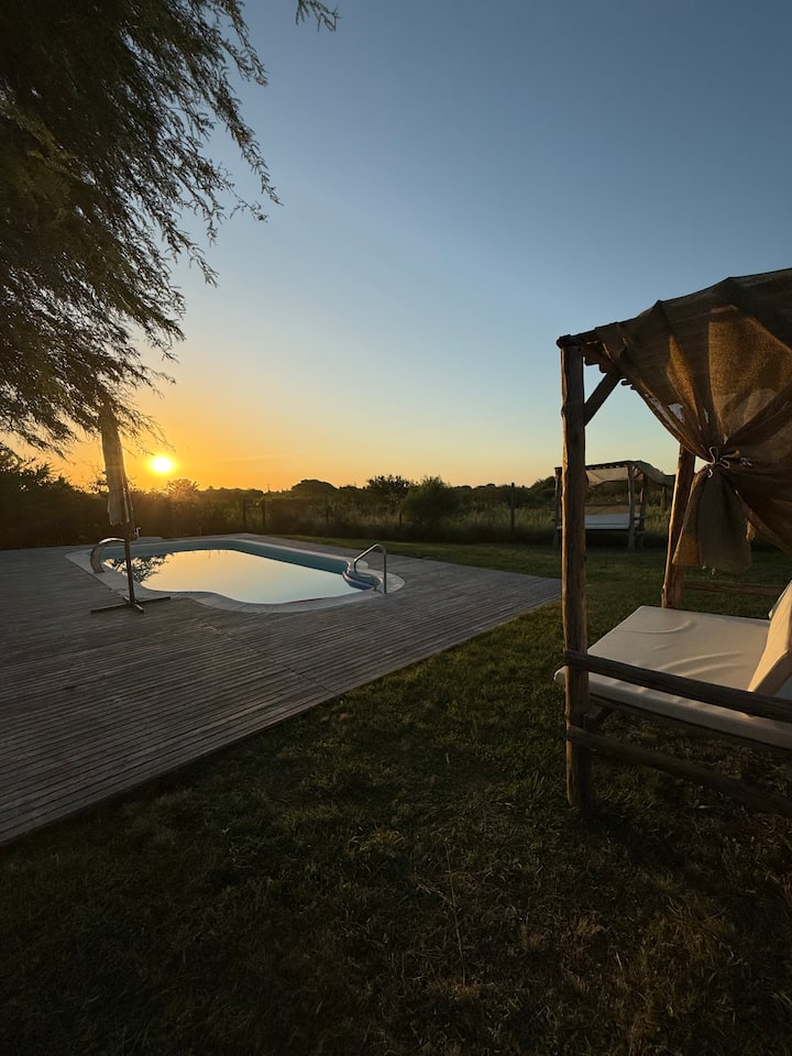 Ecos Del Quinto Beige - Victoria, Argentina