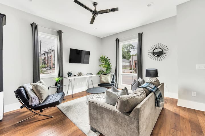 4br Rooftop Townhome W/views | Minutes To Broadway - Nashville, TN