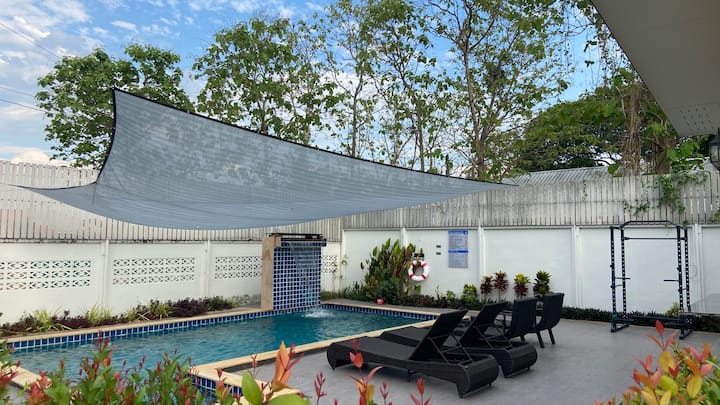 Manning Home Stay 2 Br Bungalow Unit 5 - Thailand