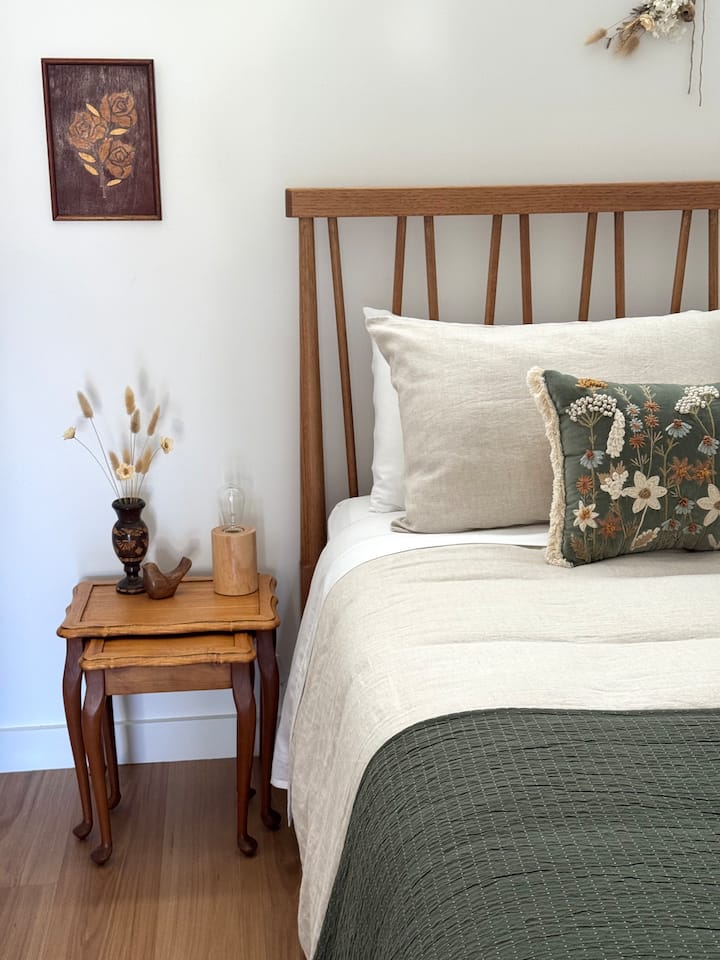 The Beach Nook
So Close To The Beach - Terrigal