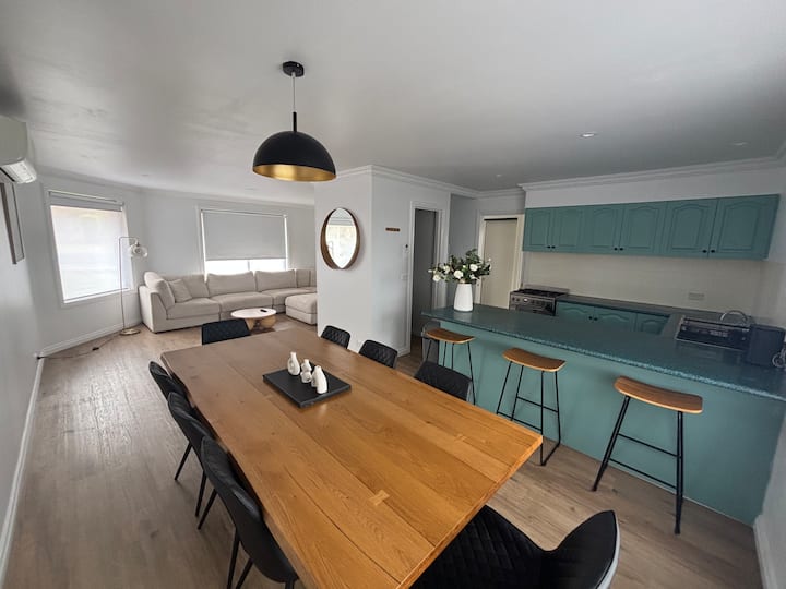 Pet-friendly 3-bed Home Near Gateway Plaza - Warrnambool