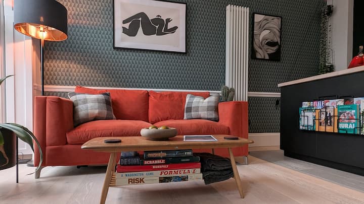 Smart Regency Pad - Perfect For Cheltenham Races - 첼트넘