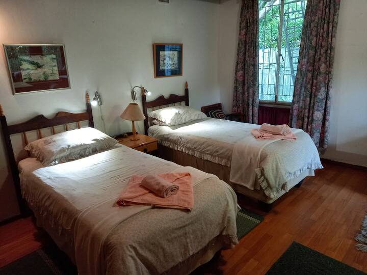 Big  En Suite Room Central Stellenbosch. - 스텔렌보스
