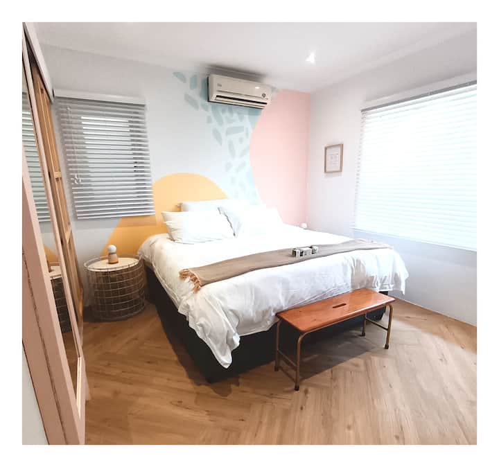 Hotel From Home 1 Or 2 Sleeper - Durban