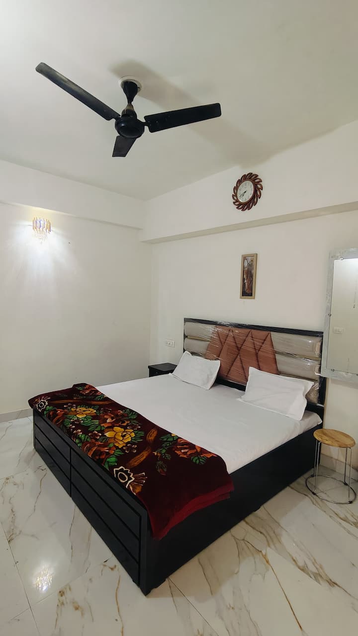 Tarini Homestay
Welcome All - Varanasi