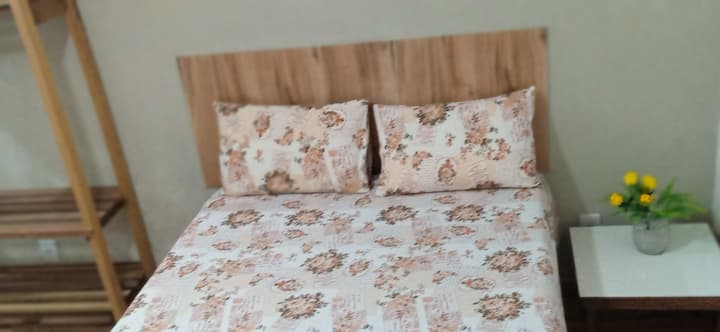 Verão Em Prado. Ideal Para 2 Casais Até 6 Pessoas - Prado