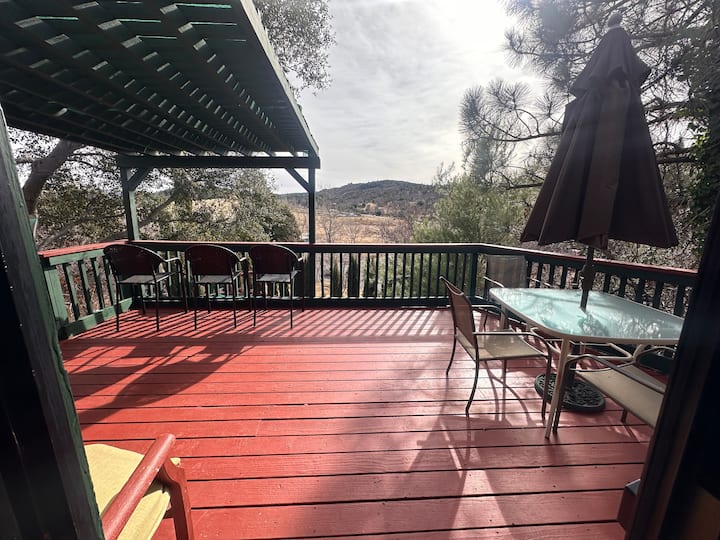 Spring Suite @ Eagle Nest Inn - Julian, CA