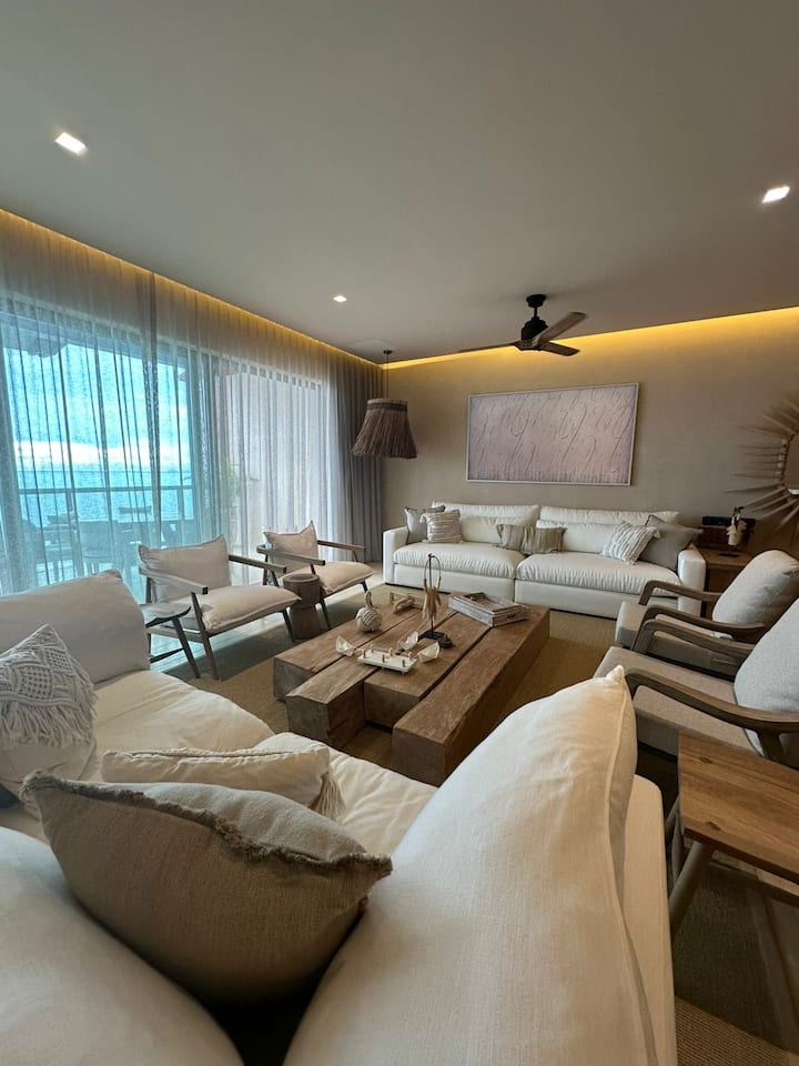 Ph A Pie De Playa Frente Al Mar De Isla Mujeres - Isla Mujeres