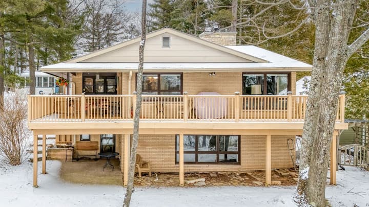 Enjoy The Season’s On Moon Lake - Iron Mountain, MI