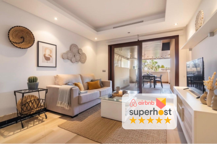 Oceanfront Luxury Living - Estepona