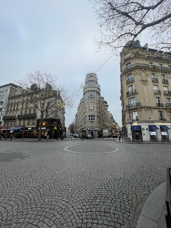 “Amazing Victor Hugo Paris Dt Studio” - 파리