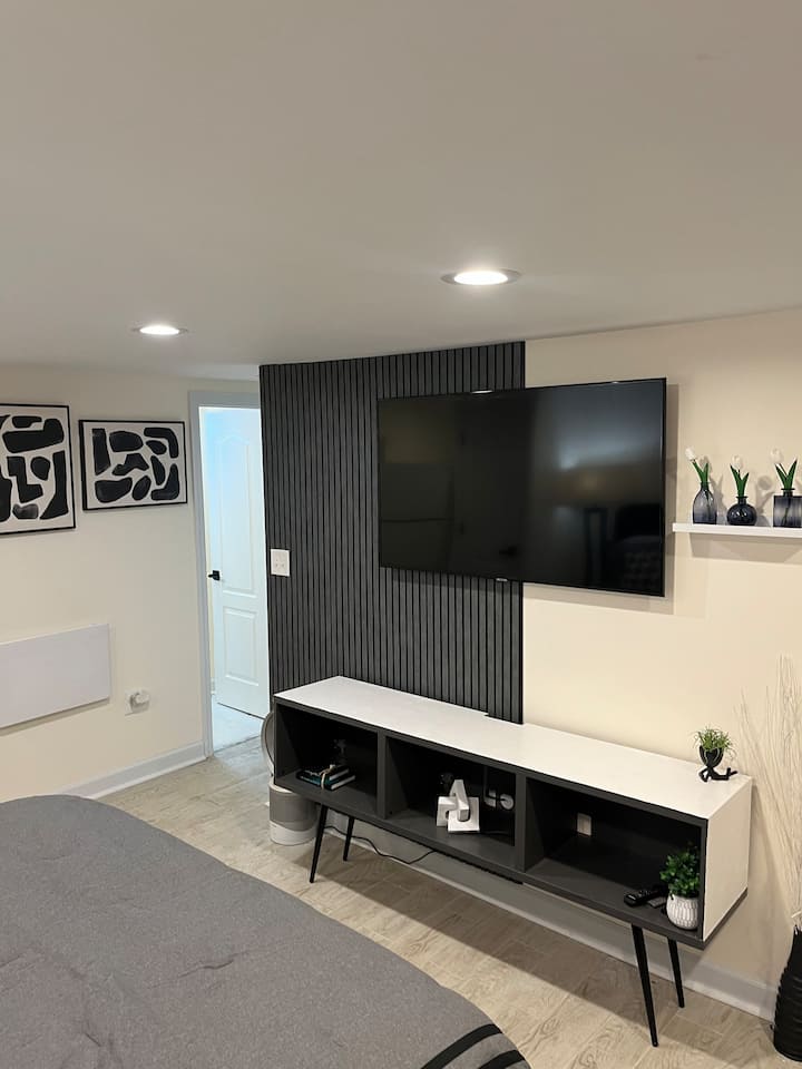 Modern Basement Studio Centrally Located - Mount Rainier, MD