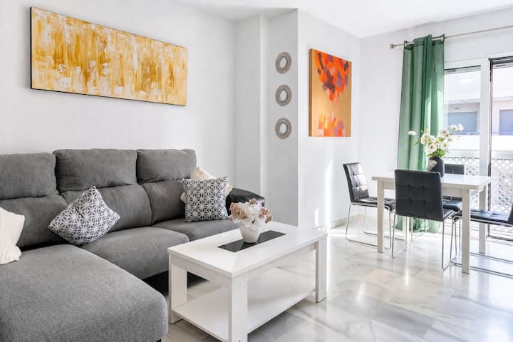 Apartamento Luminoso Con 2 Baños, Malaga Central - Málaga, España