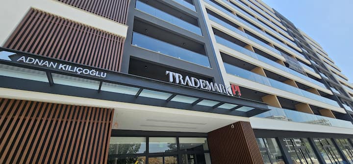 Lux 1+1 Eşyalı Daire - Bornova