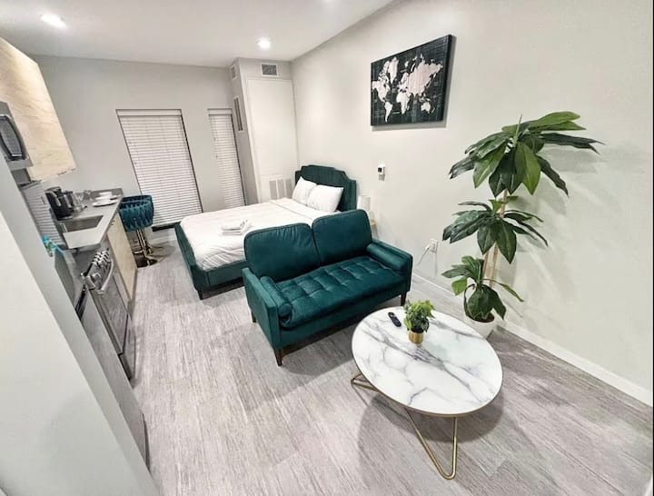 Emerald Haven - Prairie Meadows Casino, Racetrack, & Hotel