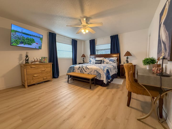 Tropicasa | Pool, Bikes & Near The Beach - Port Charlotte, FL