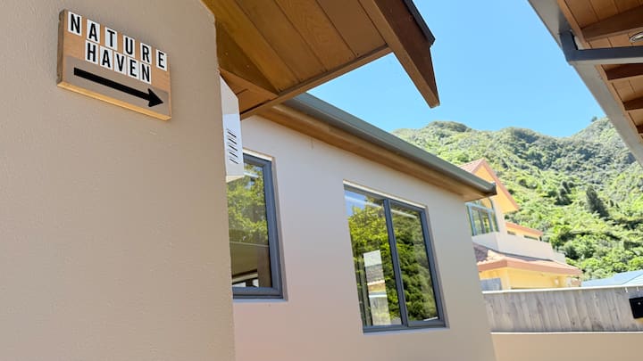 Nature's Haven Near The City - Wellington