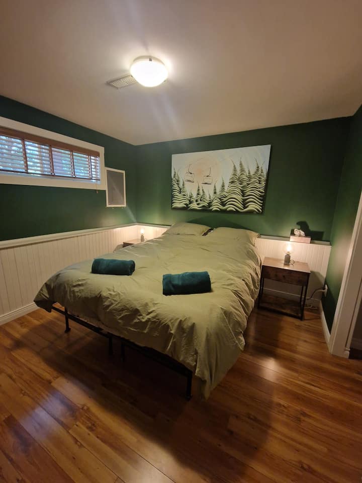 Private Floor With 2 Bedrooms In Adventure Oasis - Squamish