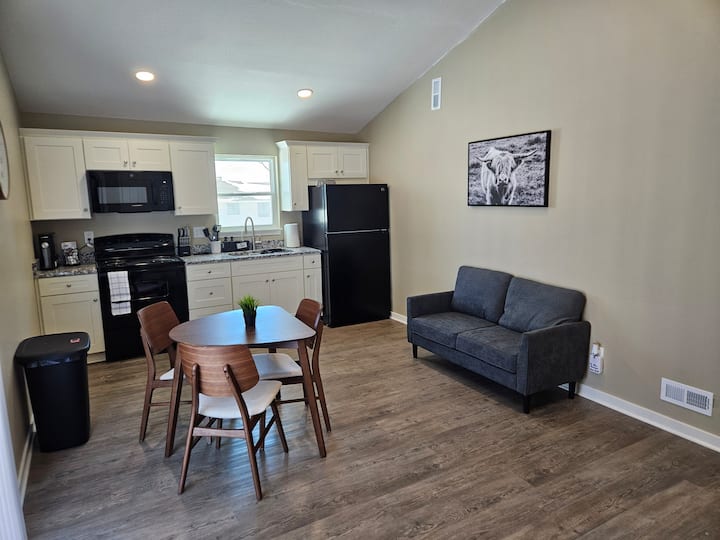 Beautiful Apartment Get Away - Kansas City