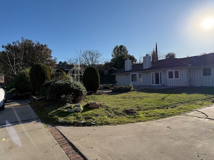 花园平层别墅 - Yorba Linda, CA