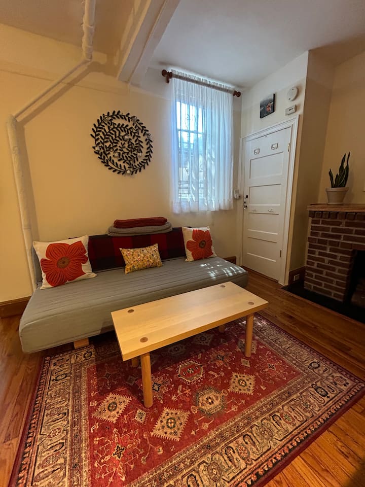Charming Garden Studio In Sunnyside, Ny - New York City