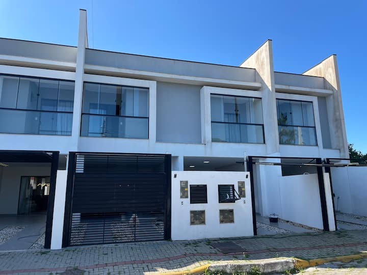 Casa Alto Padrão Centro Piçarras 7 - Penha