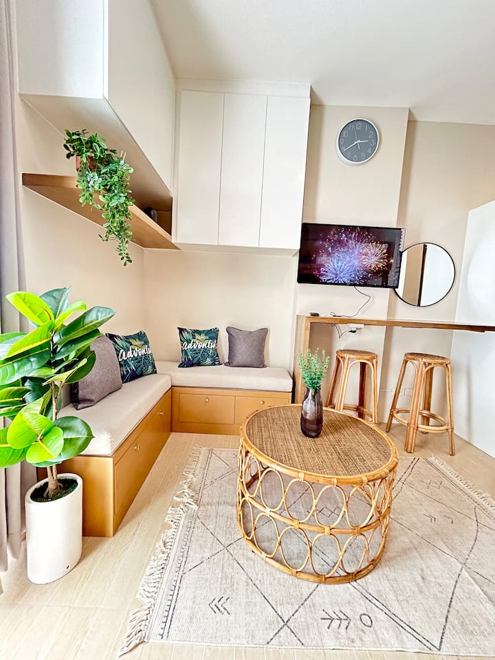 Mnm Aizen Flats Mandaue By Meriam - Mandaue City