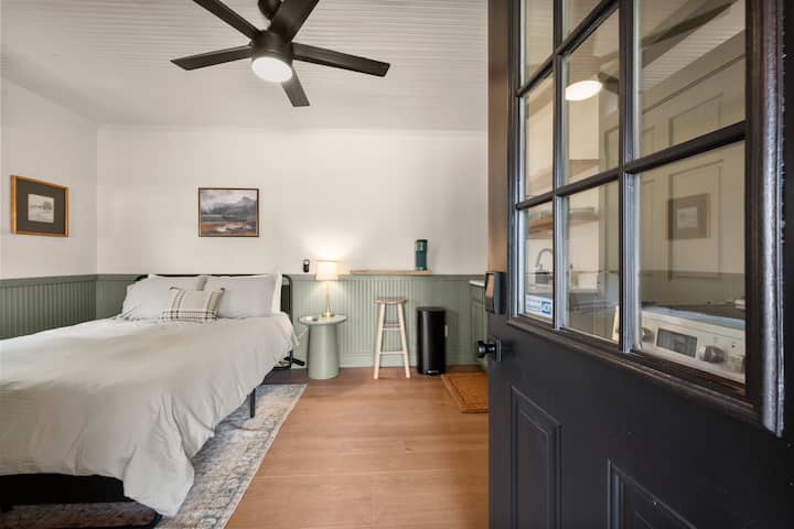 Tech Terrace Cottage - Ttu, J&b Coffee, Brewrey - Lubbock, TX
