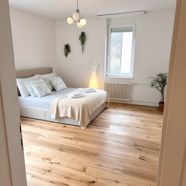 Spacious 2.5-room Apartment | Parking | Stylish - Gossau