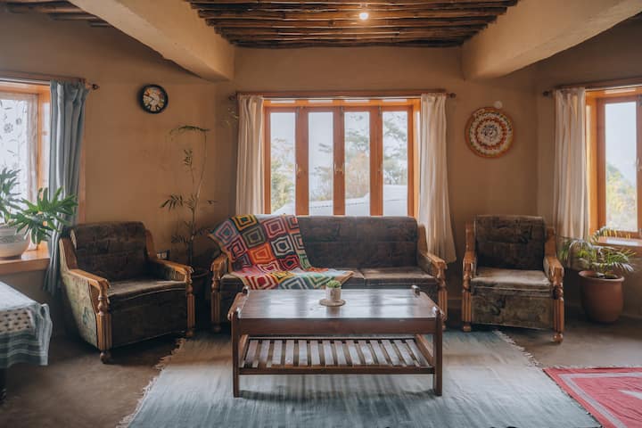 Bainj: Mudhouse In Palampur@ira's Hideaway - Palampur