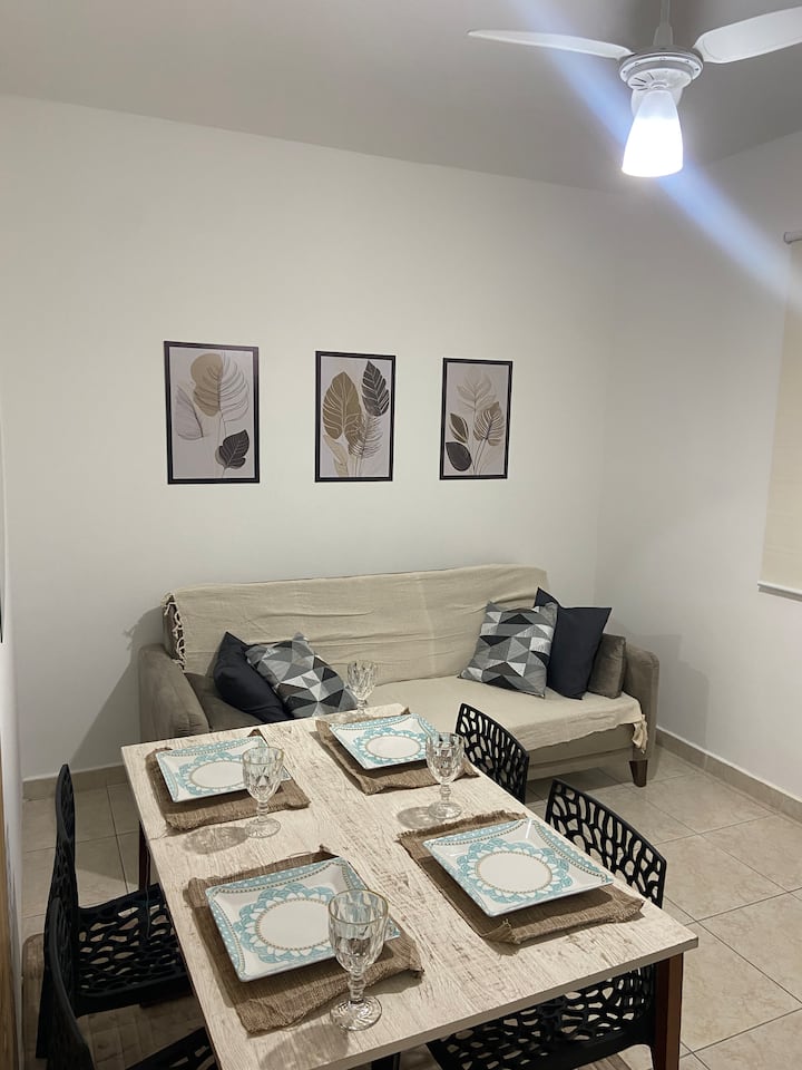 Kitão Totalmente Reformado Na Praia Grande - Praia Grande