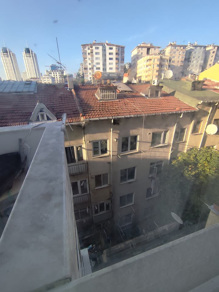 Temiz Nezih Husurlu Bir Yer - Estambul